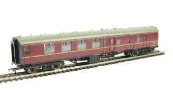 34-076E BR Mk1 Brake Composite Corridor Coach BSK BR Maroon Bachmann ...