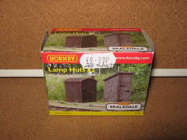 Hornby Skaledale R9783 Lamp Huts x2 OO Gauge - Wellingborough Trains ...