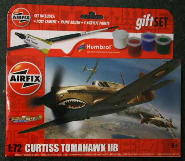 A55101A Curtis Tomahawk Airfix Starter Set Kit 1/72 Scale Includes ...