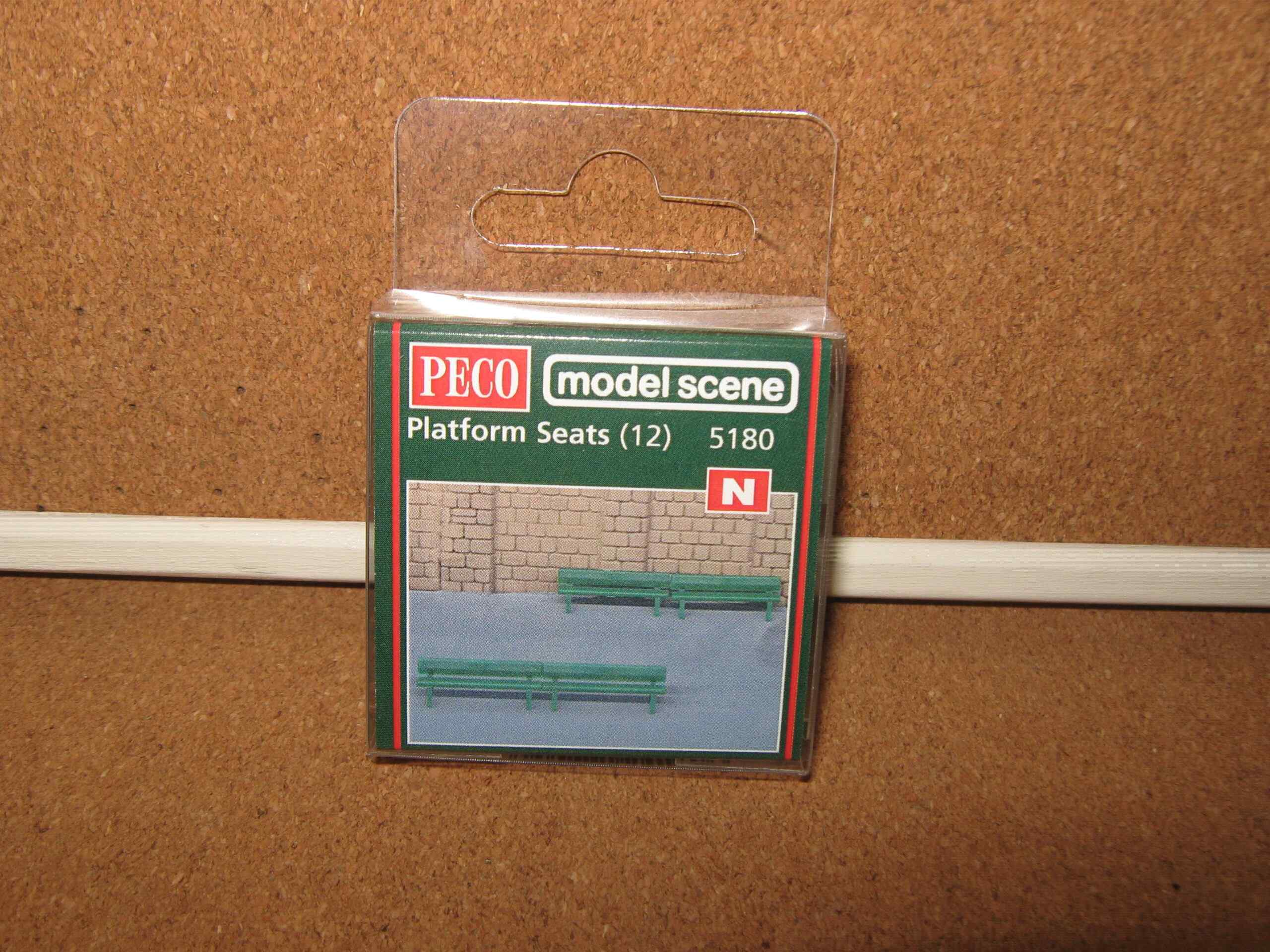 Peco Model Scene 5180 Platform Seats (12) N Gauge - Wellingborough ...
