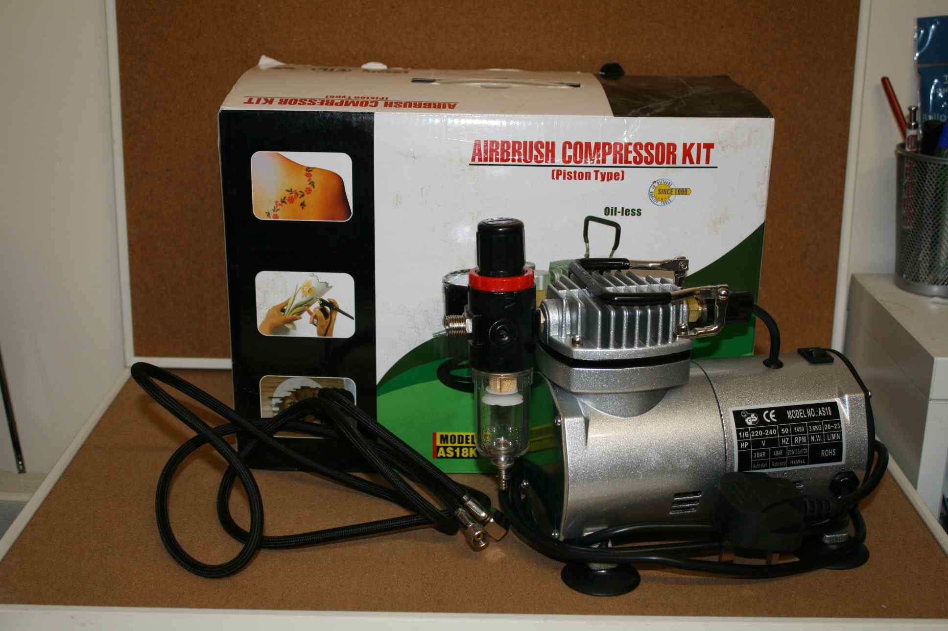 Airbrush Compressor 380158 with Hose Pre-Owned - Wellingborough Trains ...