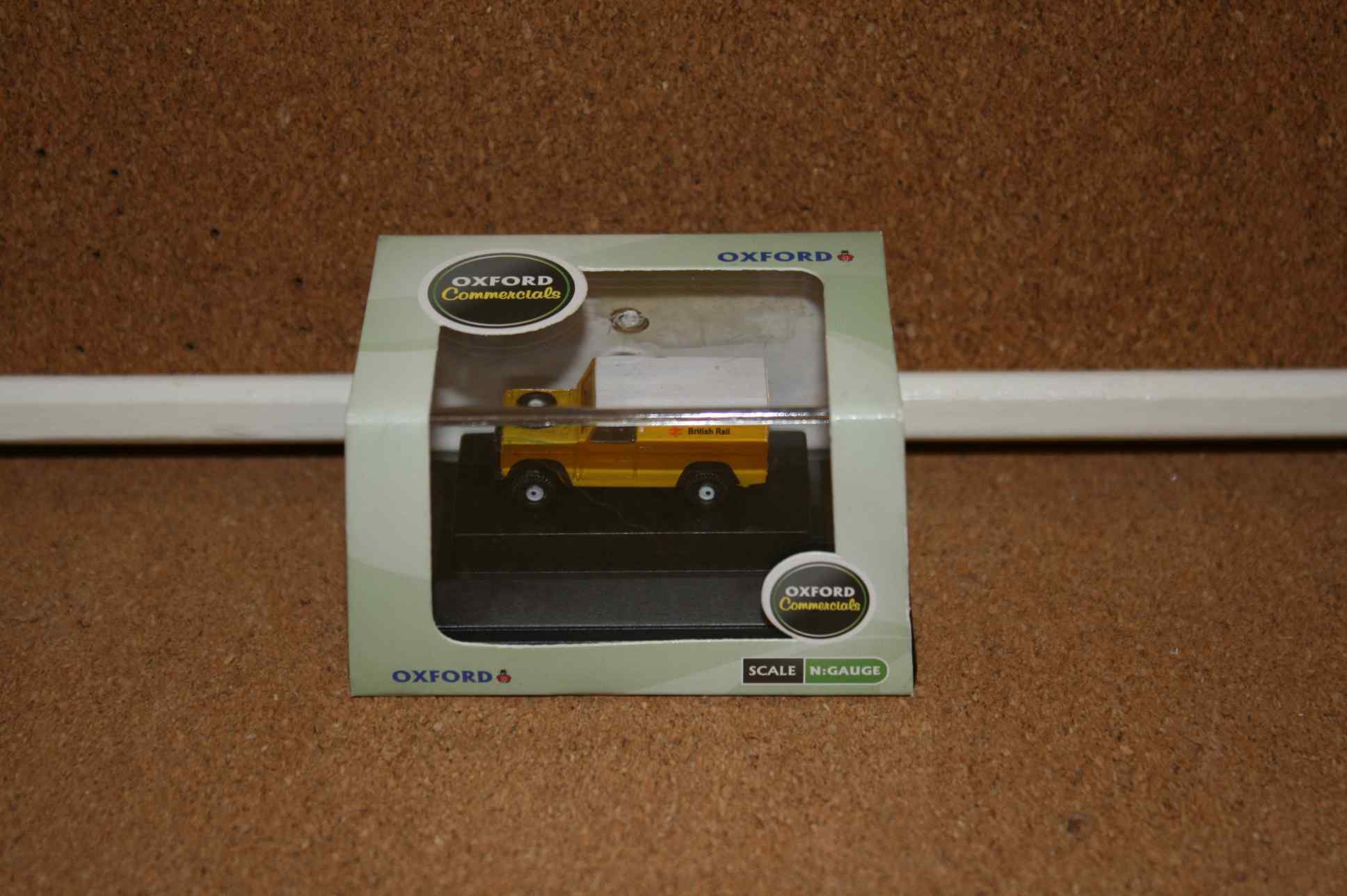 Oxford Diecast NDEF007 Land Rover Defender LWB Hard Top British Rail ...
