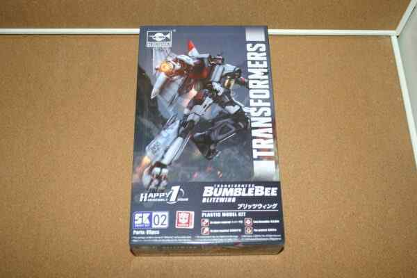 Trumpeter SK02 Transformers BumbleBee Blitzwing Smart Kit 10cm tall ...