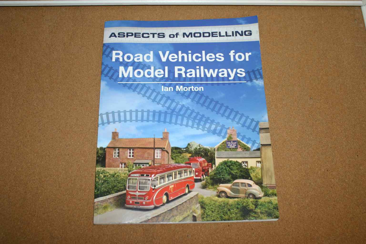 Ian Allan Aspects of Modelling Road Vehicles for Model Railways by Ian ...