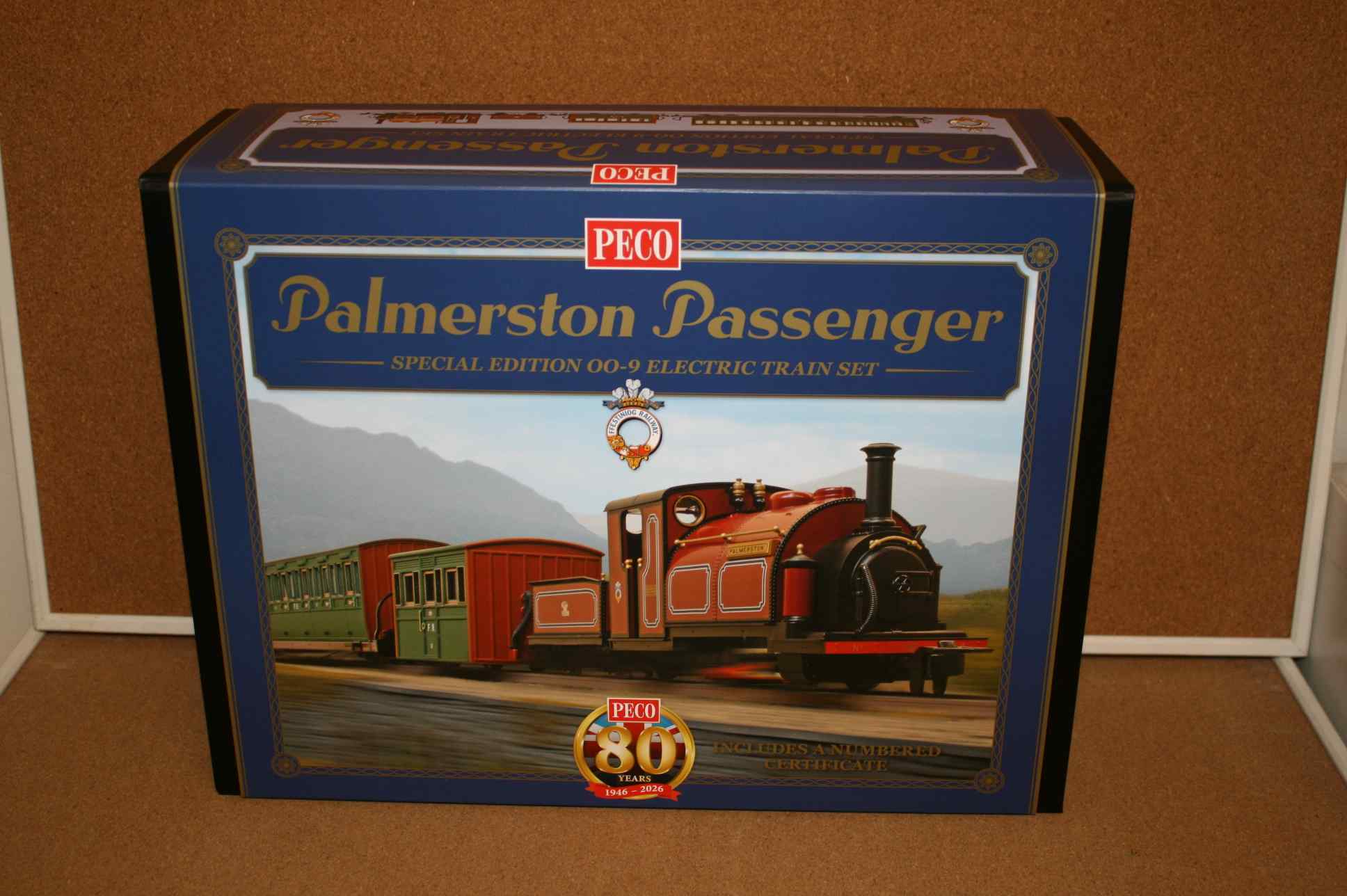 Peco GR1051 Palmerston Passenger 009 Scale Train Set Special Edition ...