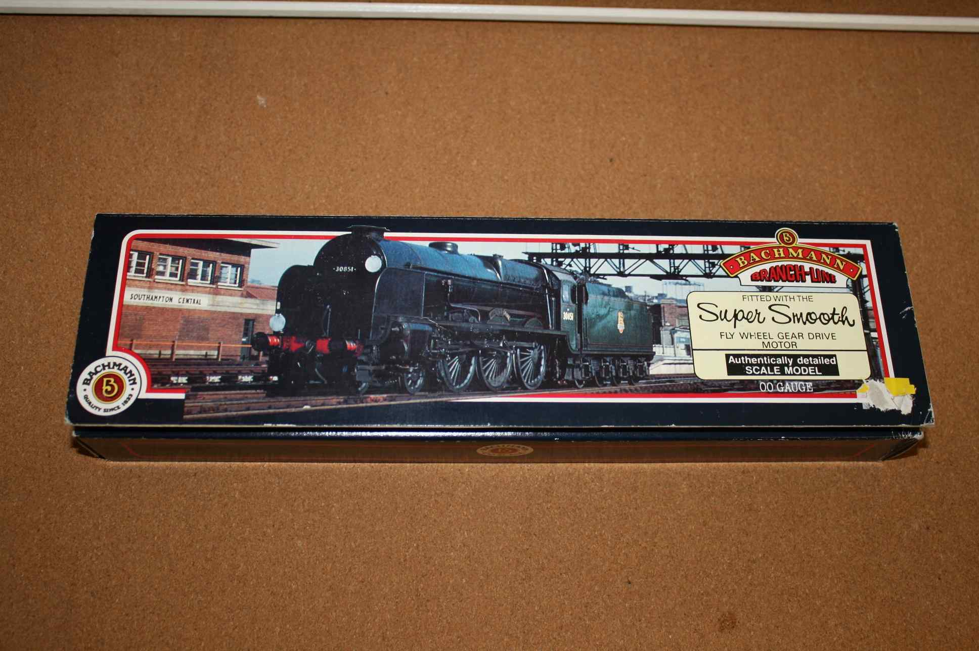 Bachmann 31-405 Maunsell Lord Nelson Class "Sir Walter Raleigh" BR ...
